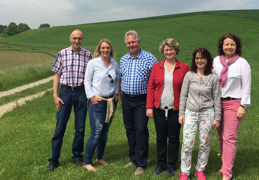 SPD-Abgeordnete besuchen Salzdorfer Tal - Ruth Müller SPD SPD-Abgeordnete besuchen Salzdorfer Tal - Ruth Müller SPD